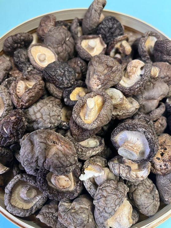 高原原生森林種植 天然生曬冬菇 花菇 香菇 椎茸 150g 快樂家庭網上店 最用心入貨的網上食材Select Shop